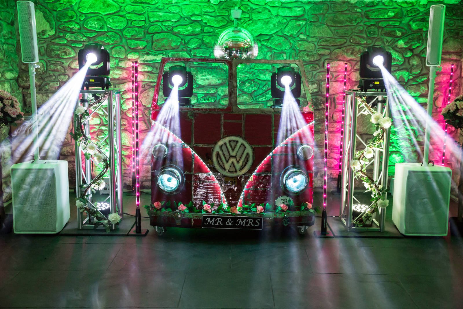DJ Services Cornwall, 5 Star Trusted Wedding DJ in Cornwall